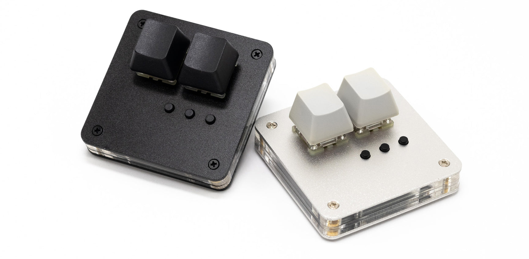 Sim Pad 2 Hot-Swappable Mechanical Keypad | Momokai